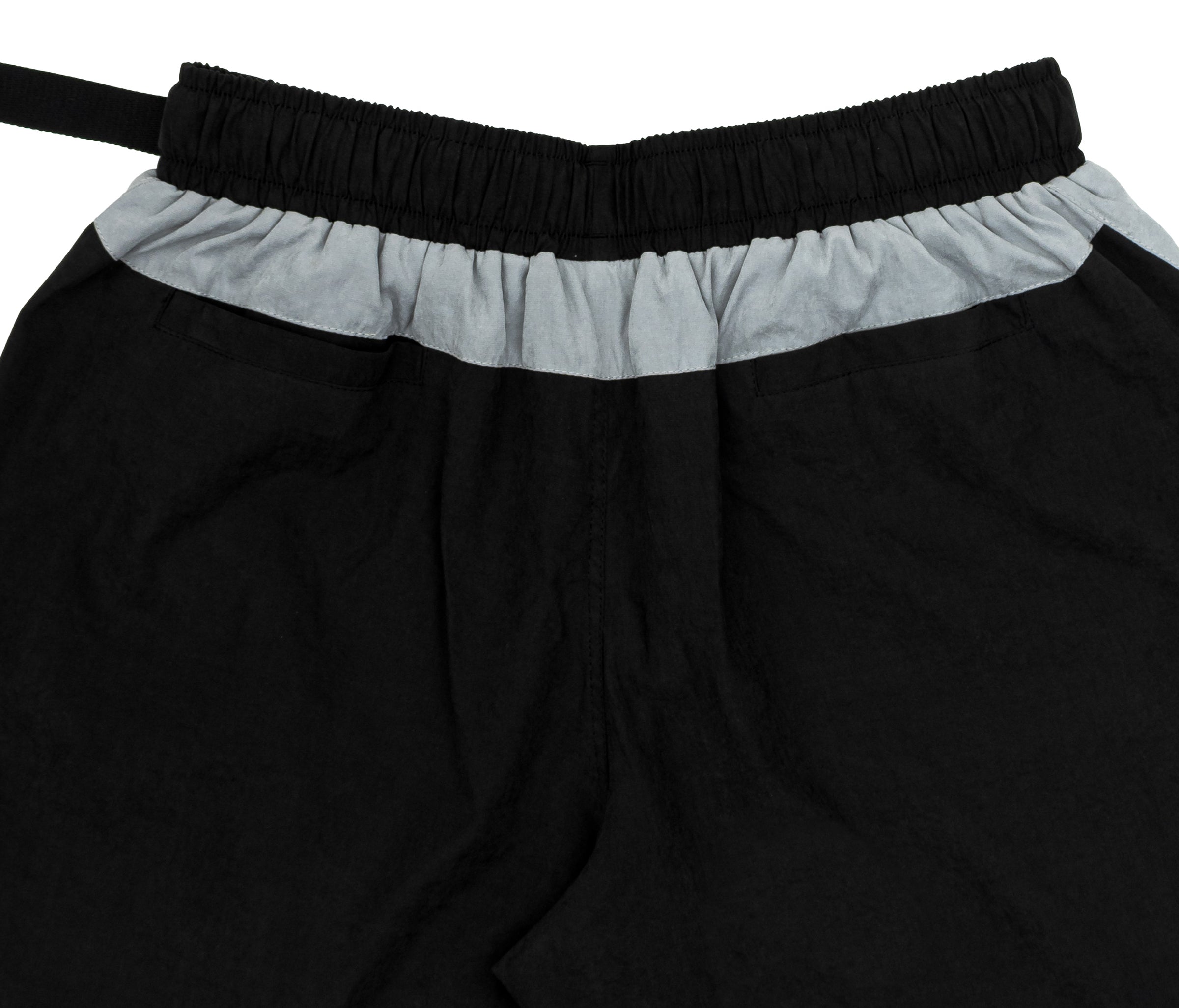 Shorts Angled Preto – Disturb Industries